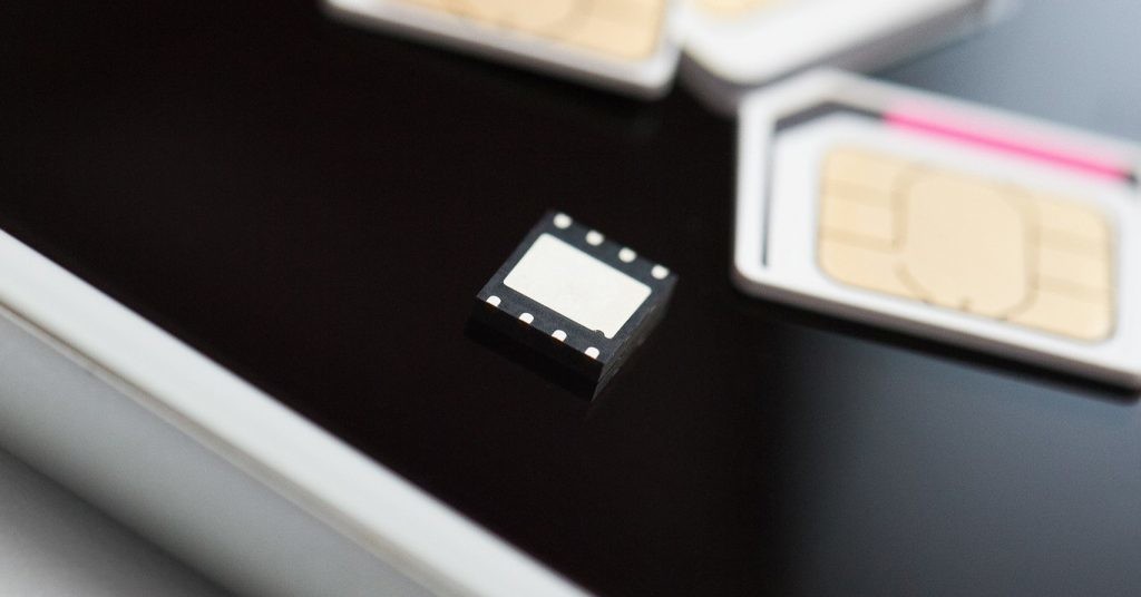 eSIM 5 - Life’s Good by LG