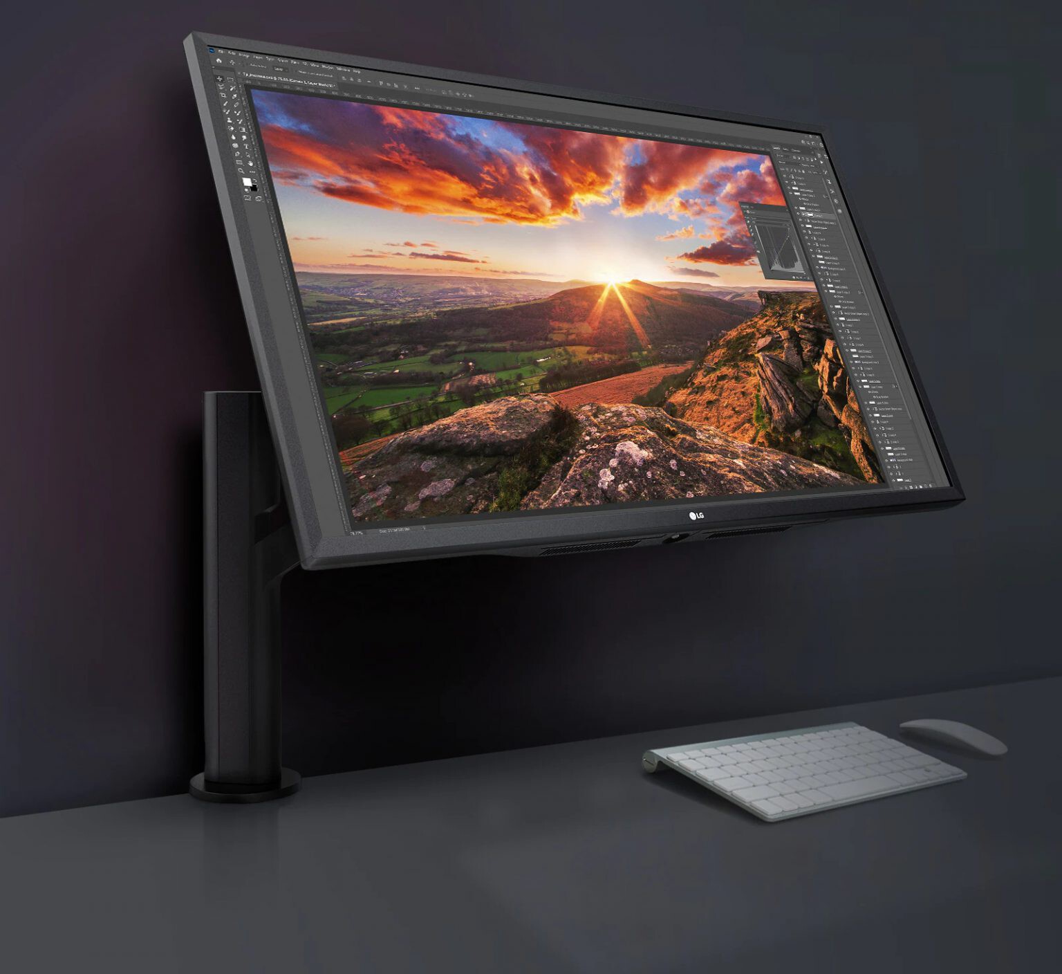 Monitor ergonómico: qué es, cómo es y por qué lo necesitas