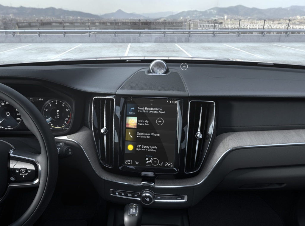 Es en el coche donde el control por voz resulta más útil y estas cuatro ...